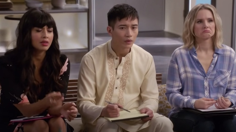 35 Shows Like Friends You Should Be Watching