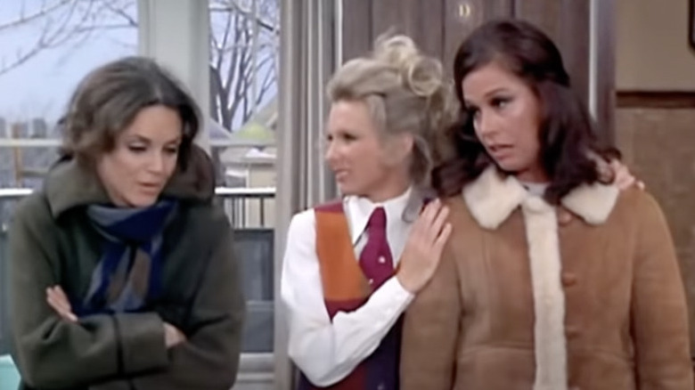 35 Shows Like Friends You Should Be Watching