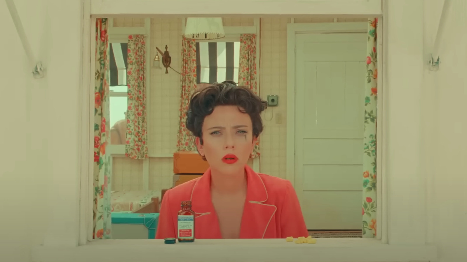 Asteroid City Trailer: Viewers Are Obsessing Over The Unique Color Palette