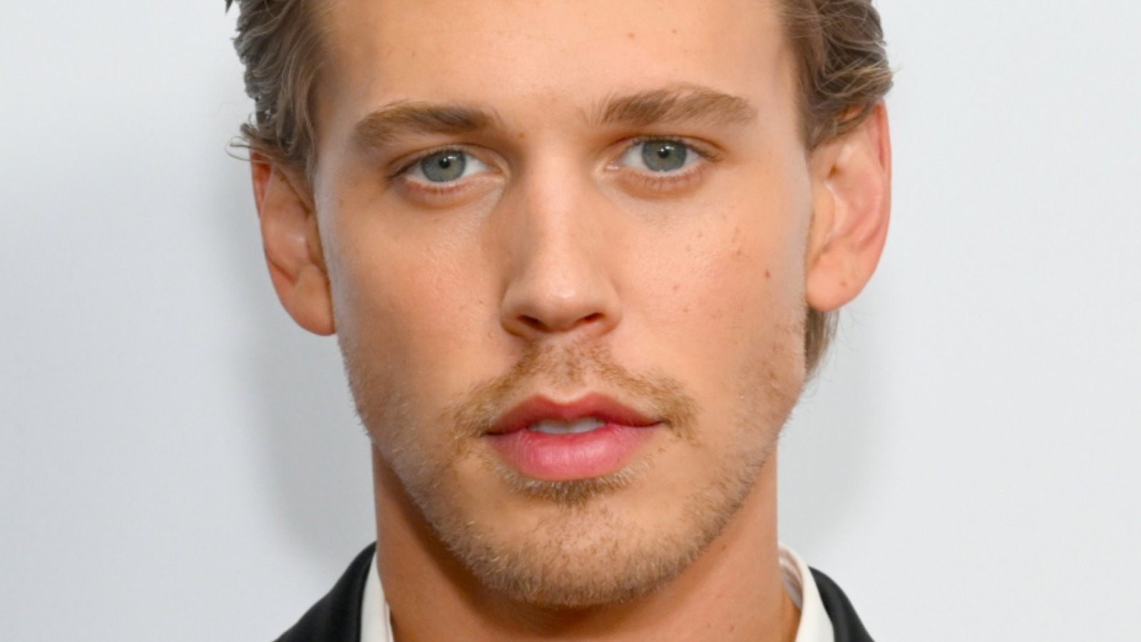 Austin Butler Recalls Moment In Elvis' Bedroom After Filming That He ...