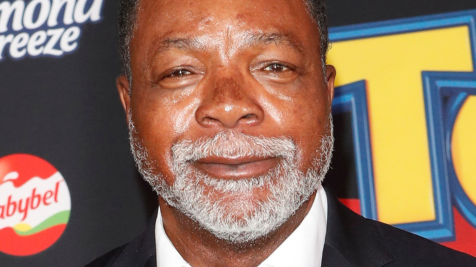 Carl Weathers' Profound Comment On The Mandalorian's Minimal Dialogue