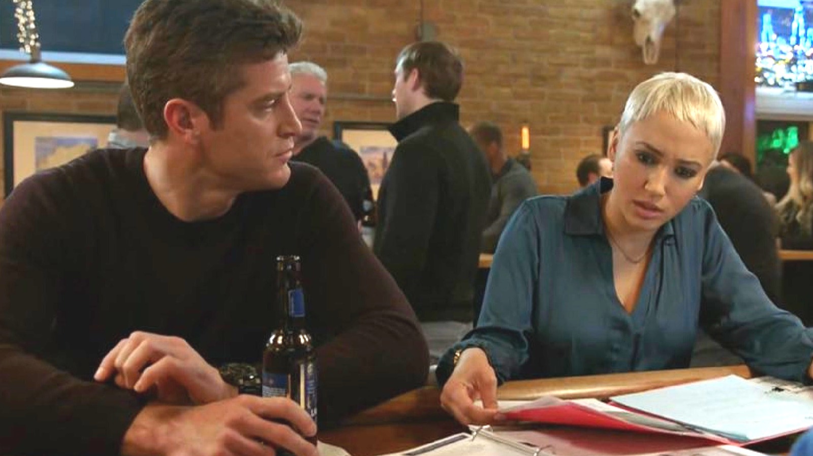 Chicago Fire Fans Are Split On Carver's New Romance With Seager