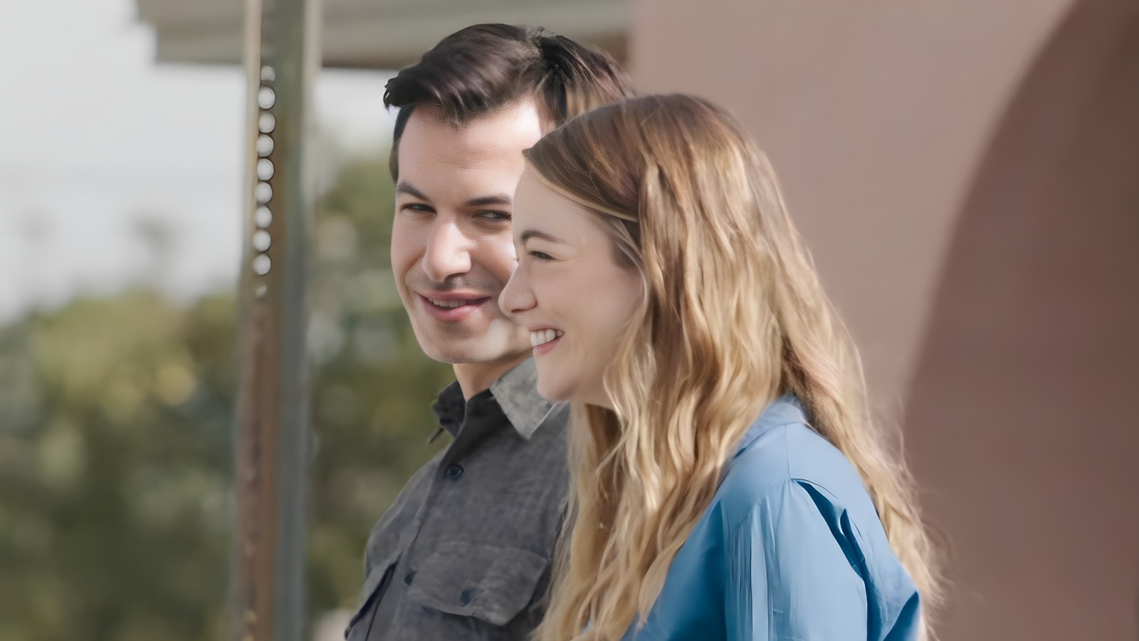 Emma Stone's The Curse Remodels Reality TV Into Creepy HGTV-Style Horror