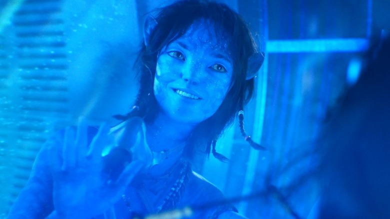 Every Theory On Who Fathered Kiri (& Why She's Different) In Avatar 2 Every Theory On Who Fathered Kiri (& Why She's Different) In Avatar 2