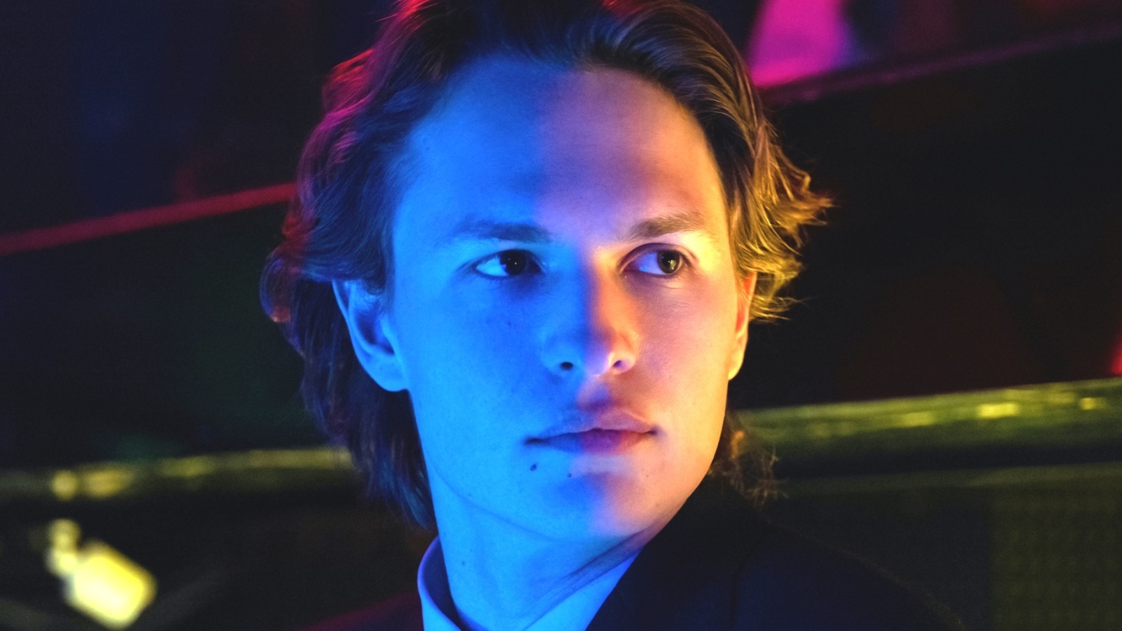 Get A Sneak Peek At A Tense Handoff From Tokyo Vice Episode 8 ...