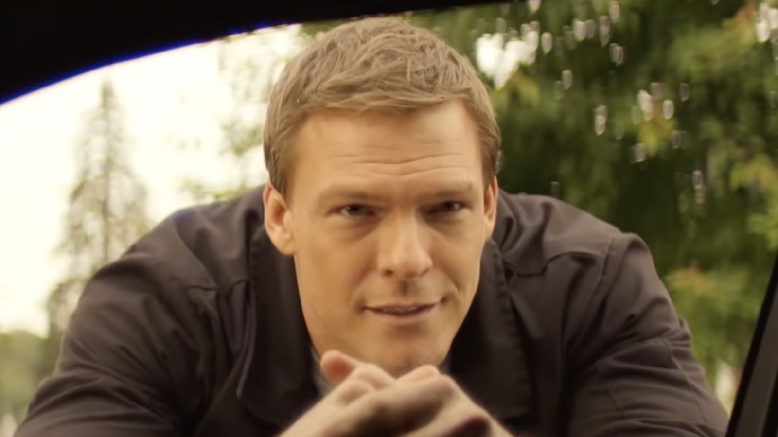 Get Your First Look At Alan Ritchson In Amazon's Jack Reacher Series