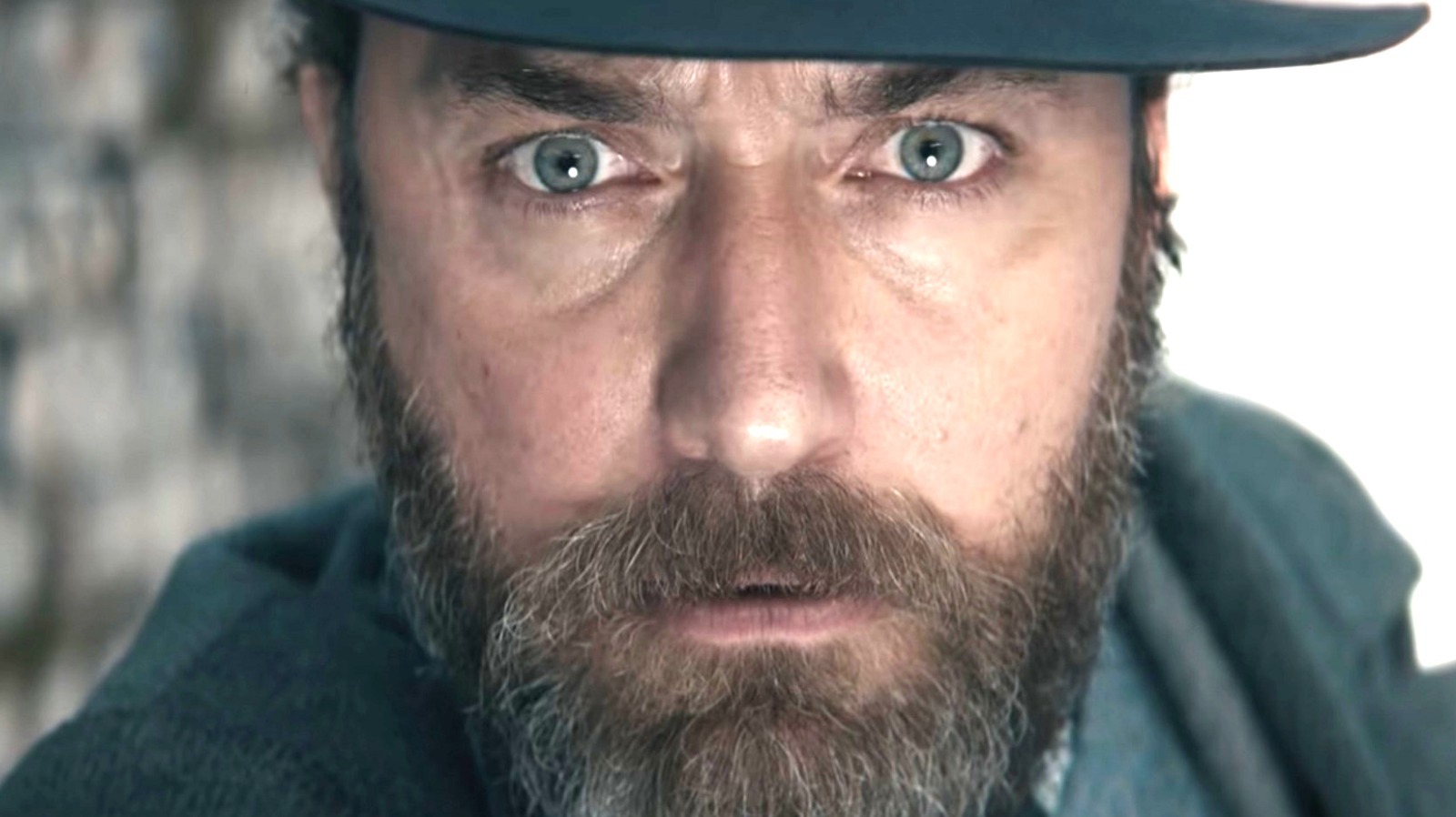 Here's How Dumbledore Could Break That Magic Spell In Fantastic Beasts 3