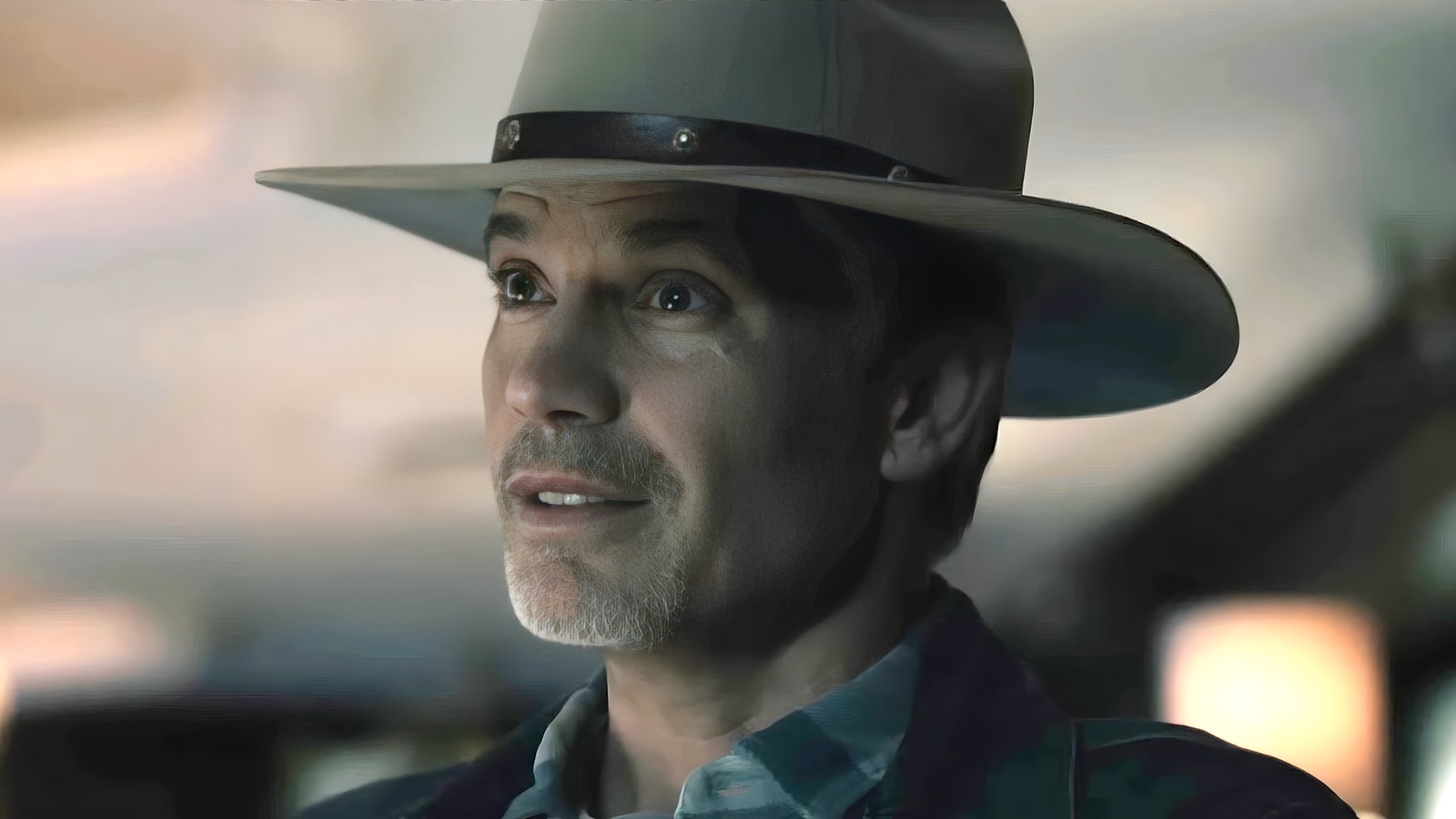 Justified: City Primeval Proves Raylan Really Does Have A Romantic Type