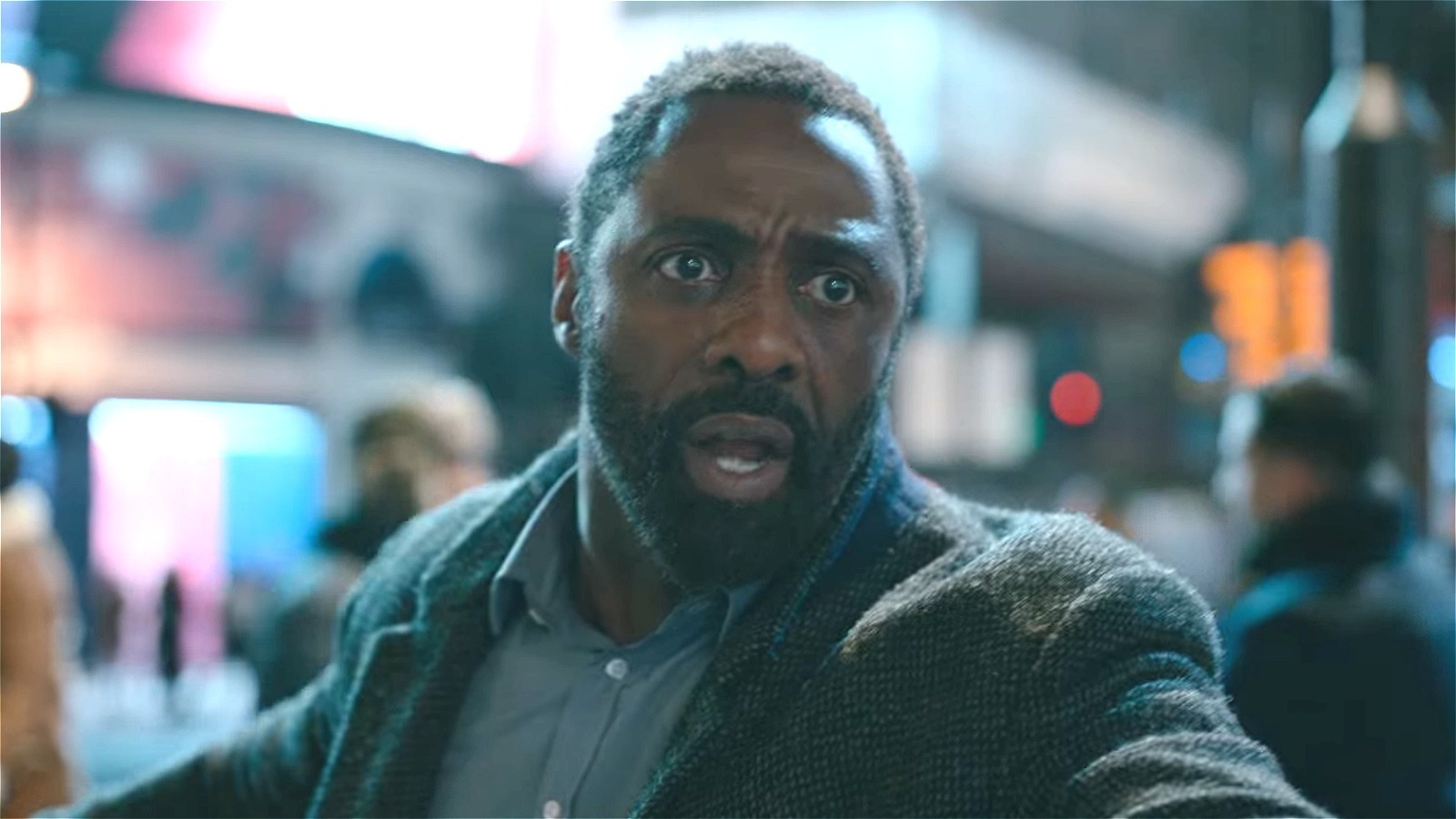 Luther: The Fallen Sun's Piccadilly Circus Scene Was All Thanks To A Fan