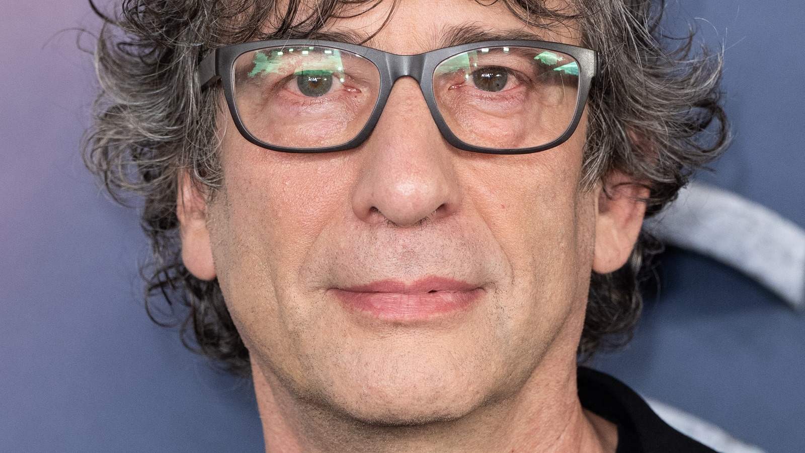 Neil Gaiman's Tweets Are Making Sandman Fans Very Nervous