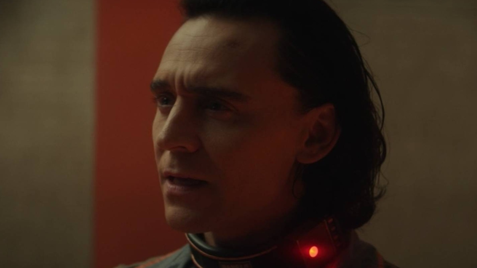 New Loki Poster Drops A Huge Hint About A Possible New Character