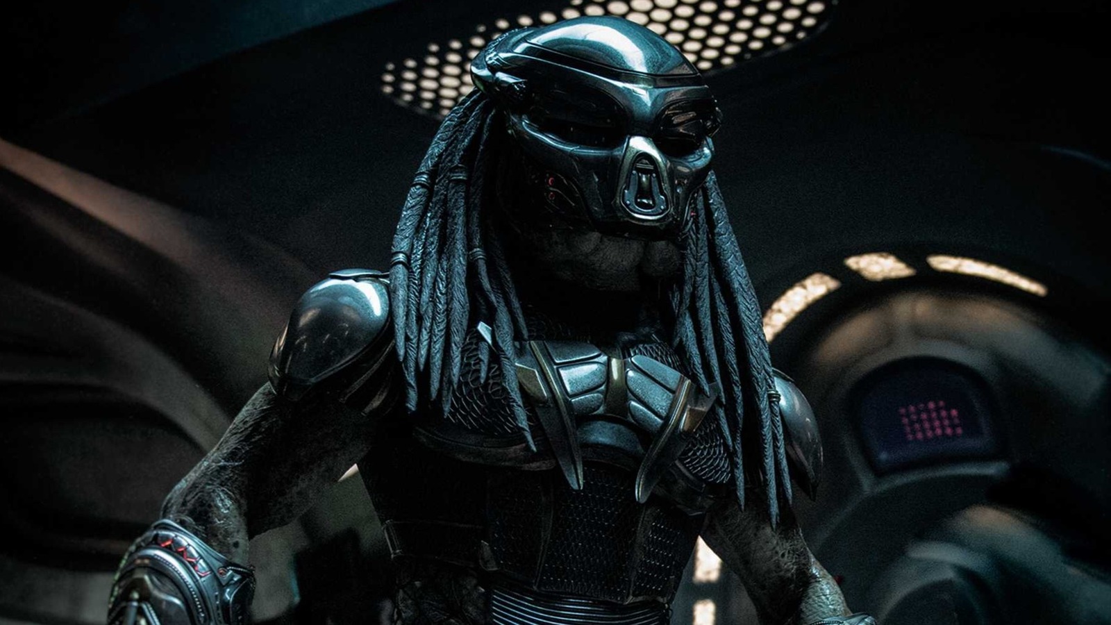 New Predator Movie On The Way From 10 Cloverfield Lane Director Dan ...