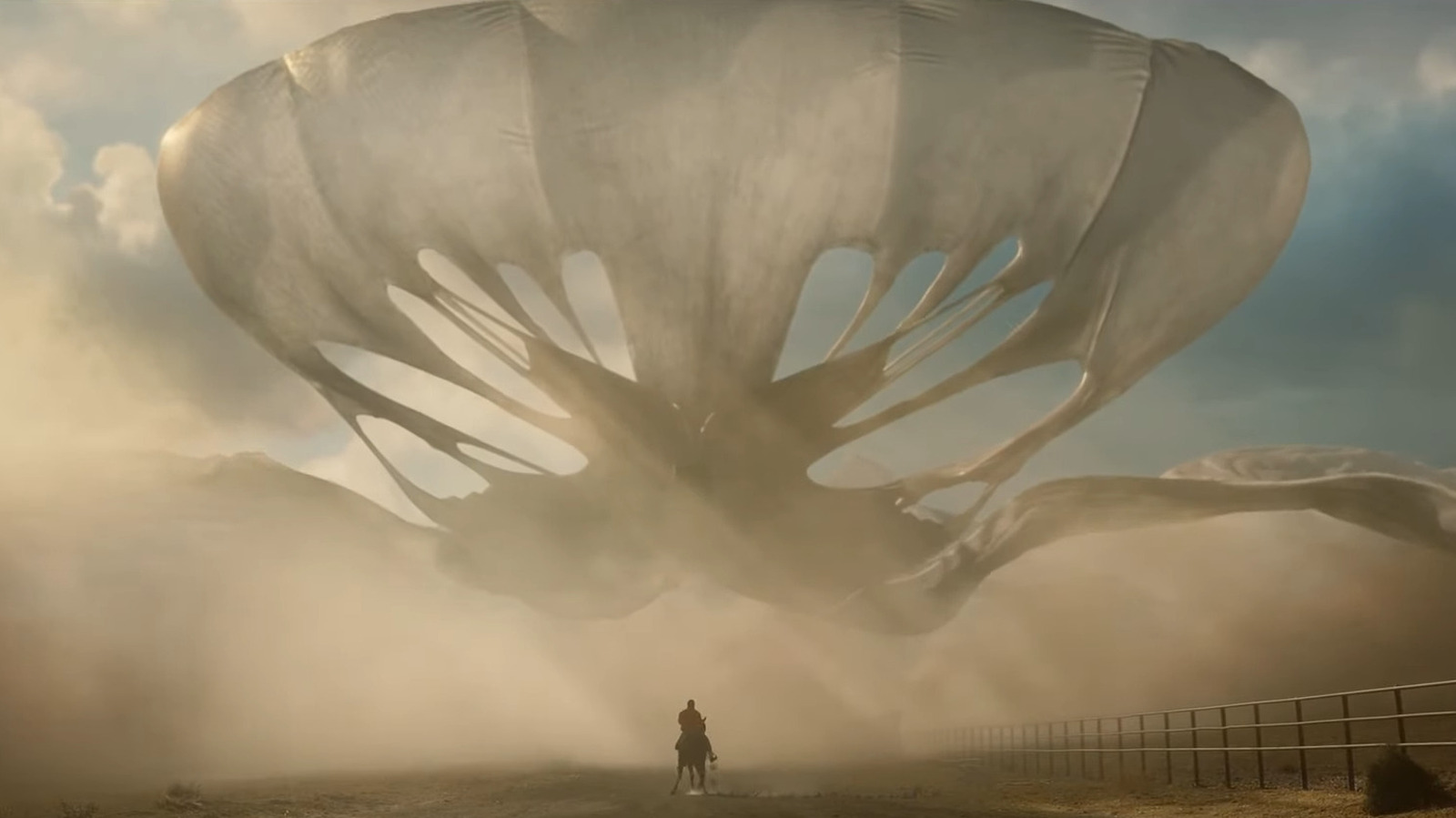 Nope: Jordan Peele Built The UFO With Claustrophobia In Mind