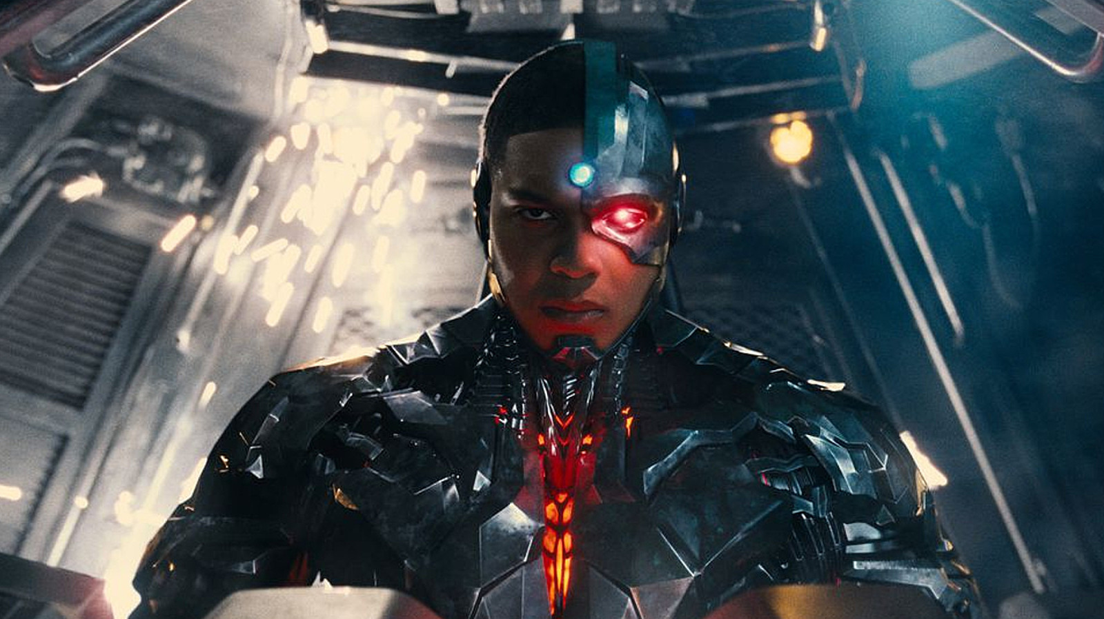 Ray Fisher's Cyborg Is Reportedly Being Written Out Of The Flash