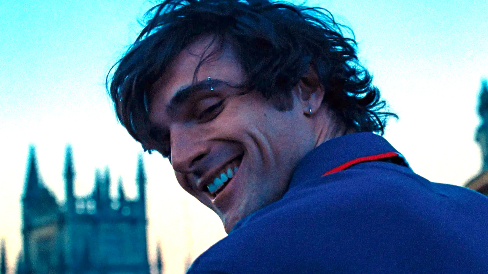 Saltburn's Sex Scenes Are Raunchy And Raw For An Important Reason