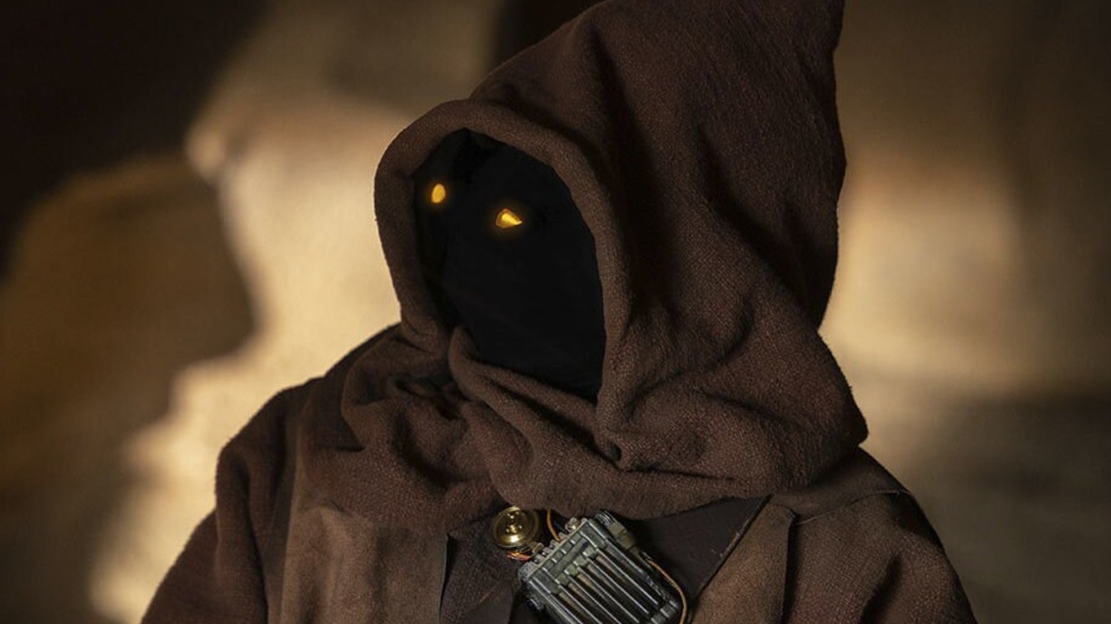 Star Wars: Why Do Jawas' Eyes Glow? Star Wars: Why Do Jawas' Eyes Glow?