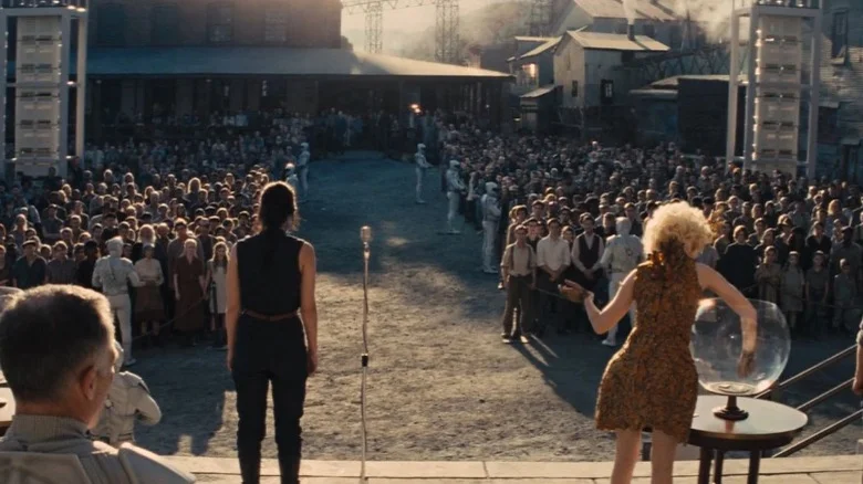 The Biggest Plot Holes In The Hunger Games Franchise