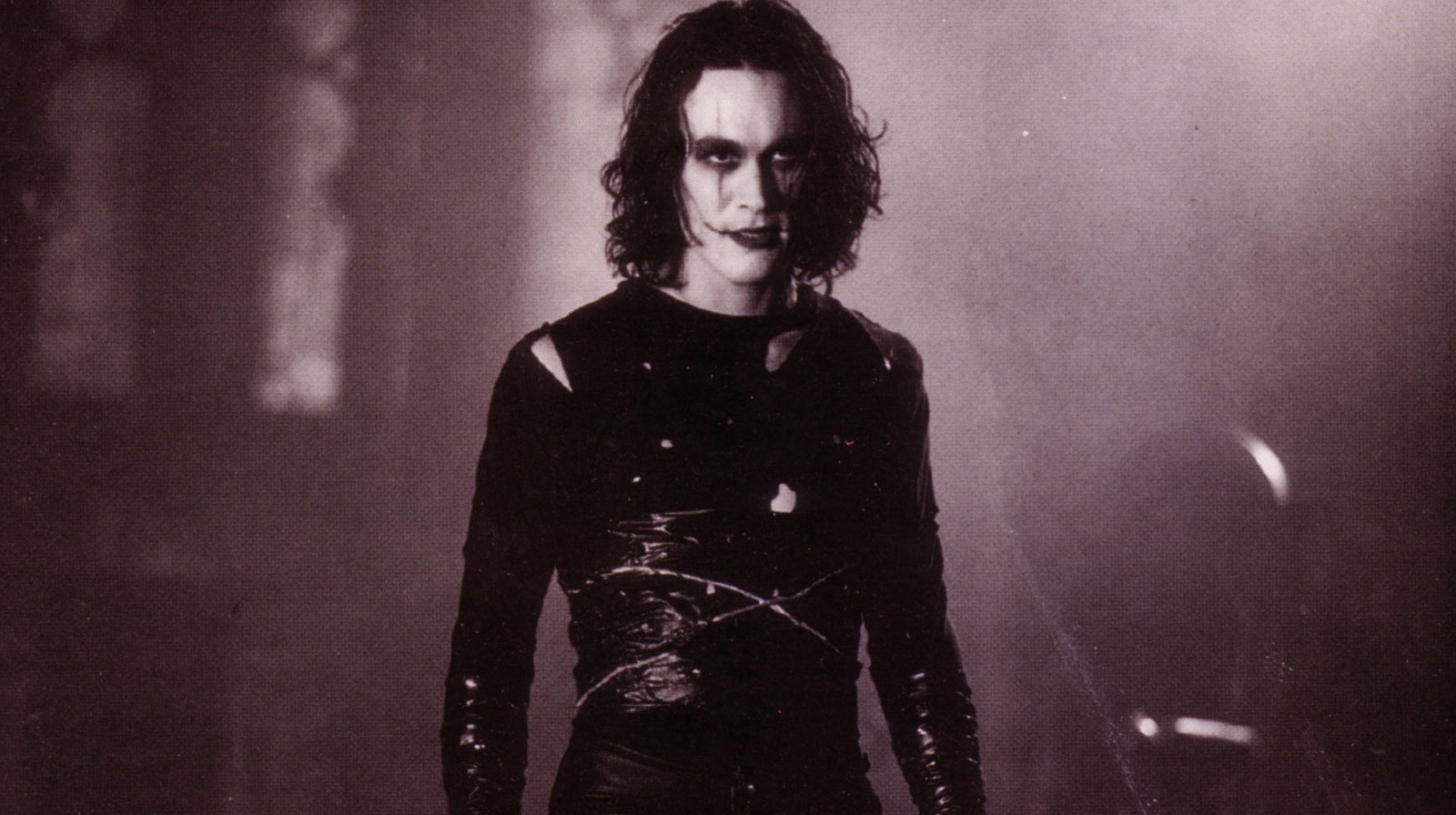 The Crow Remake: Resurrecting This Cut Character Could Change Everything