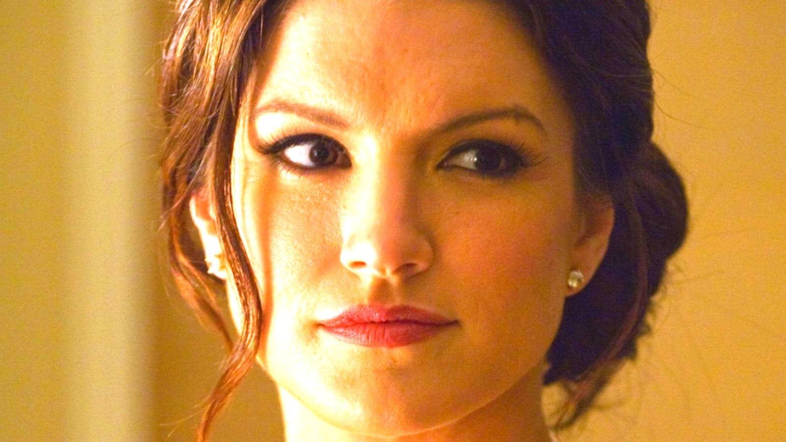 Gina Carano Haywire Outfits