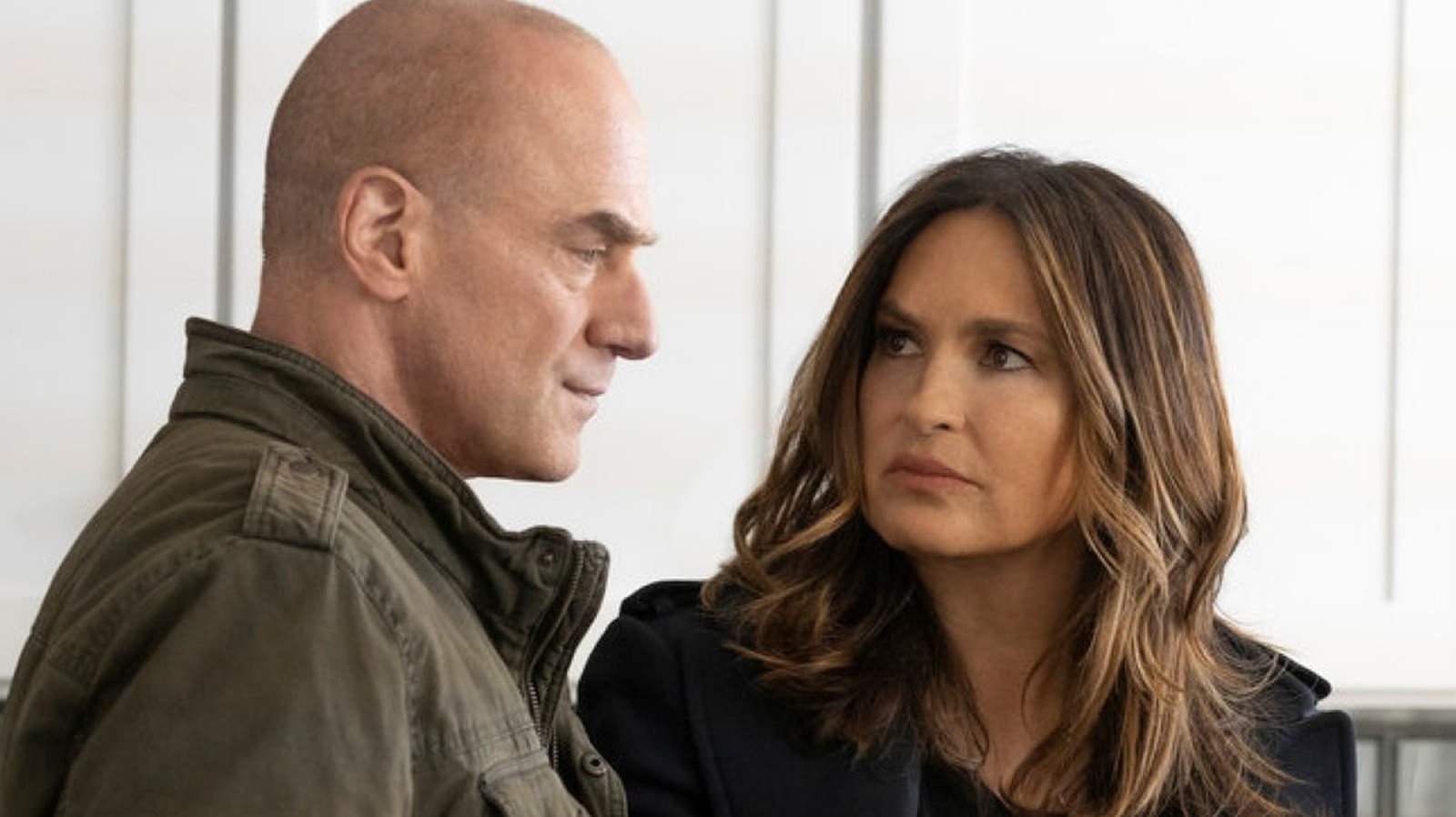 The Law & Order 2022 Crossover Premiere Confirms What We Cynically ...