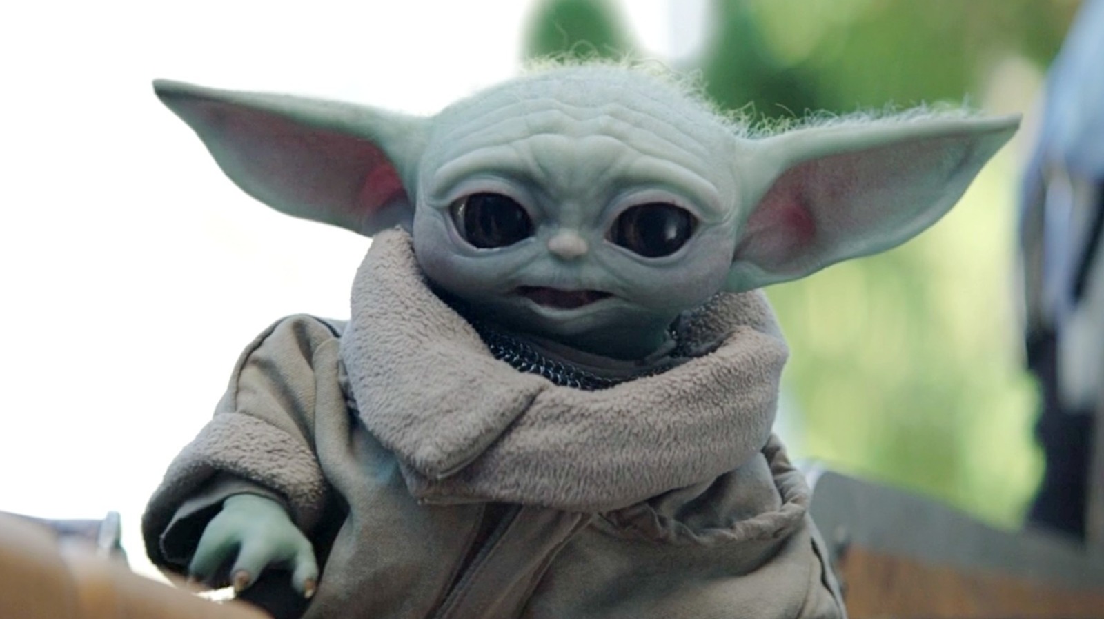 The Mandalorian Fans Are Experiencing Cuteness Overload With Grogu And ...