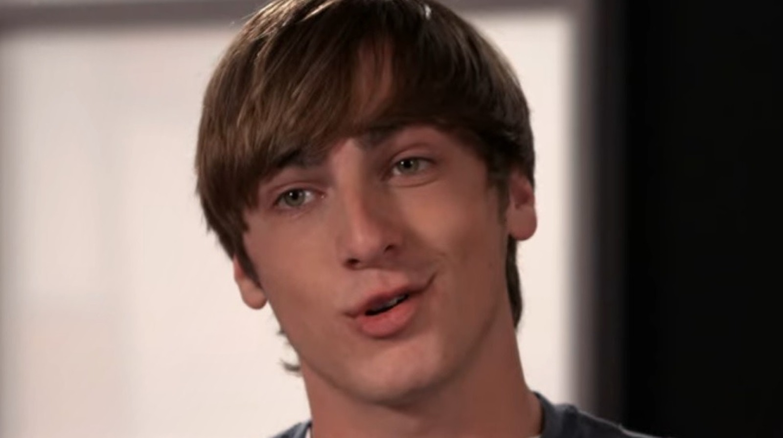 The Musical Nickelodeon Comedy That's Crushing It On Netflix