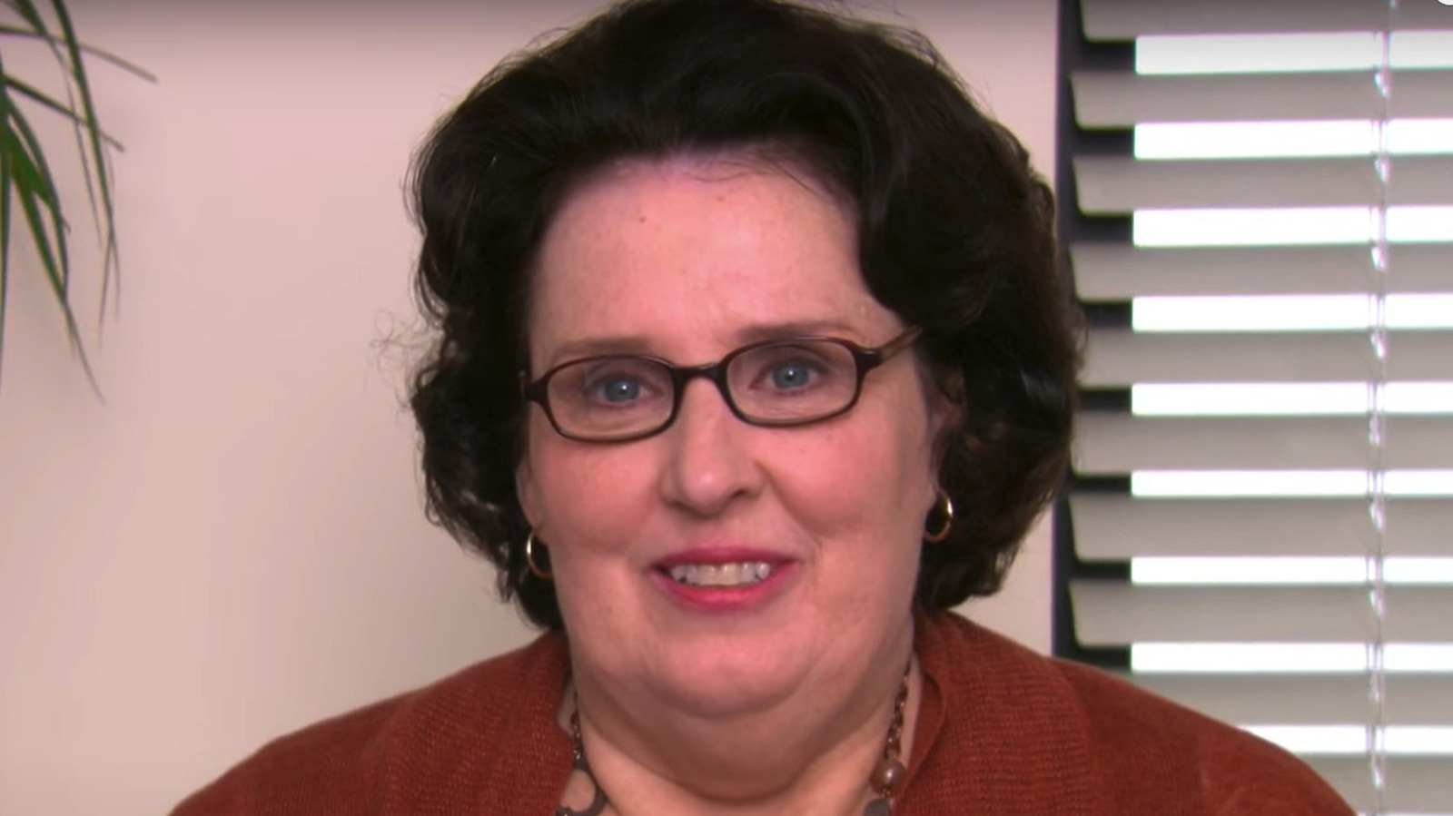 The Only Episodes Of The Office That Phyllis Wasn't In