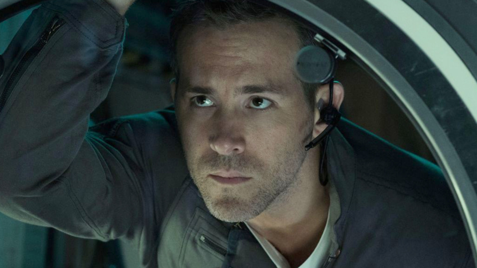 The Ryan Reynolds Sci-Fi Horror Movie You Can Watch On Amazon Prime ...