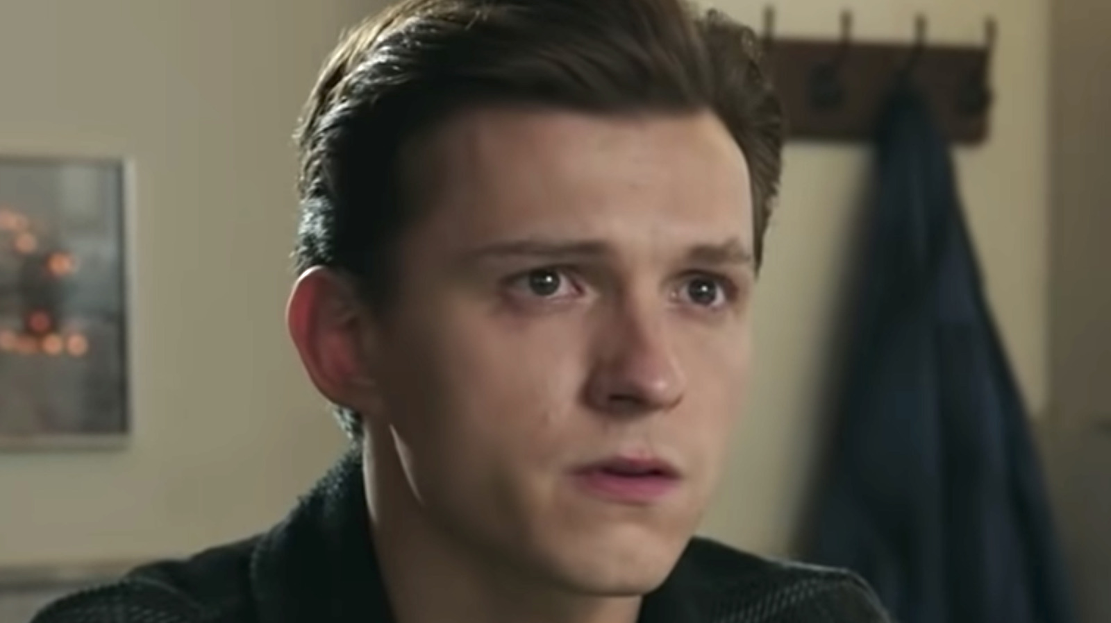 The Spider-Man: No Way Home Teaser Moment That Has Fans Looking Twice