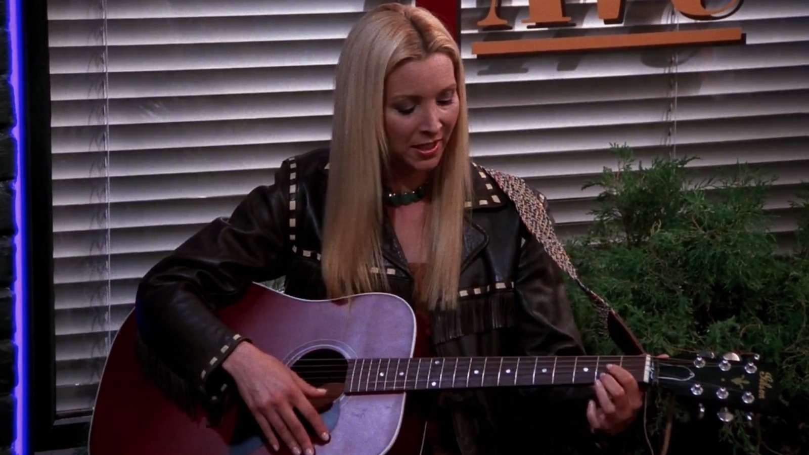 This Is The Worst Thing Phoebe Ever Did On Friends
