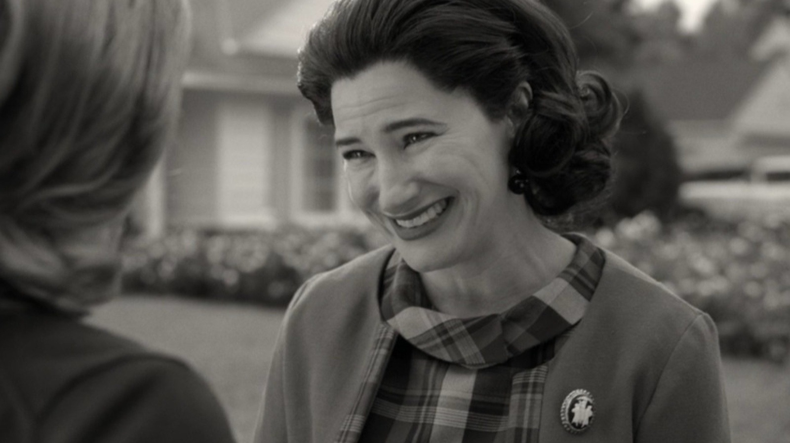 WandaVision: Agnes' Pet Bunny Señor Scratchy Is Way More Important Than ...