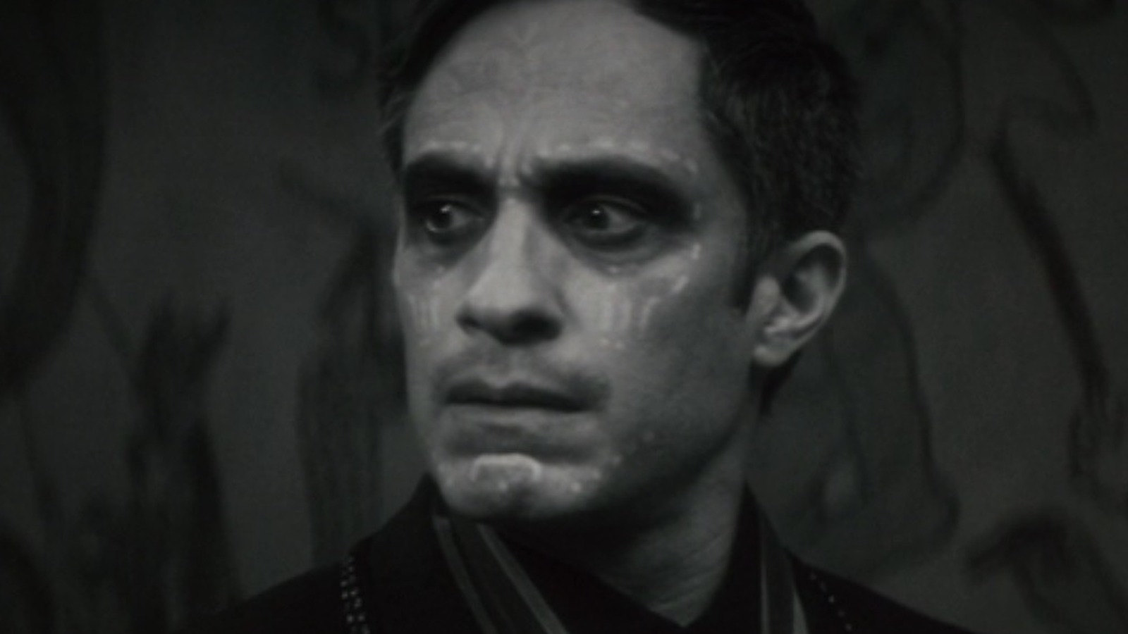 What Do The Walls At The Beginning Of Werewolf By Night Say In Latin?