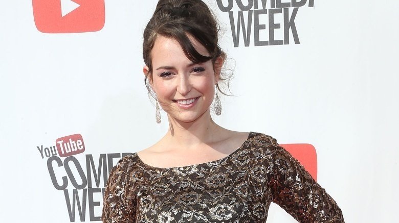What You Didn't Know About That AT&T Commercial Girl