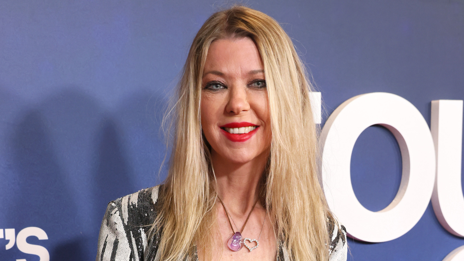 Tara Reid Stomach Fixed