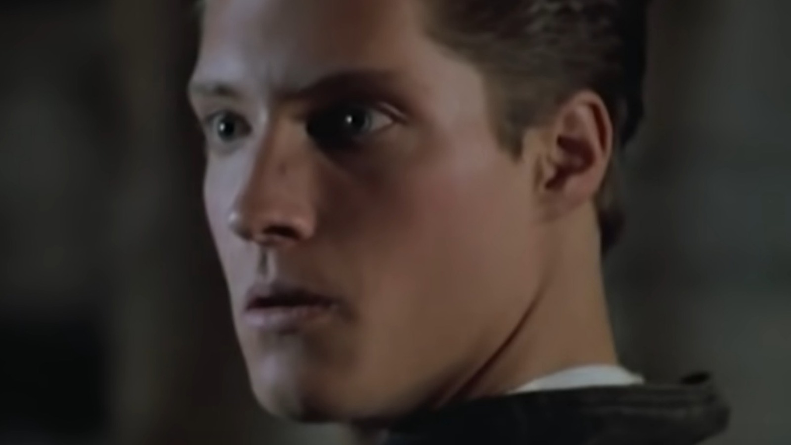 Who Cobra Kai Fans Think Would Win In A Fight Between Chozen And Mike ...