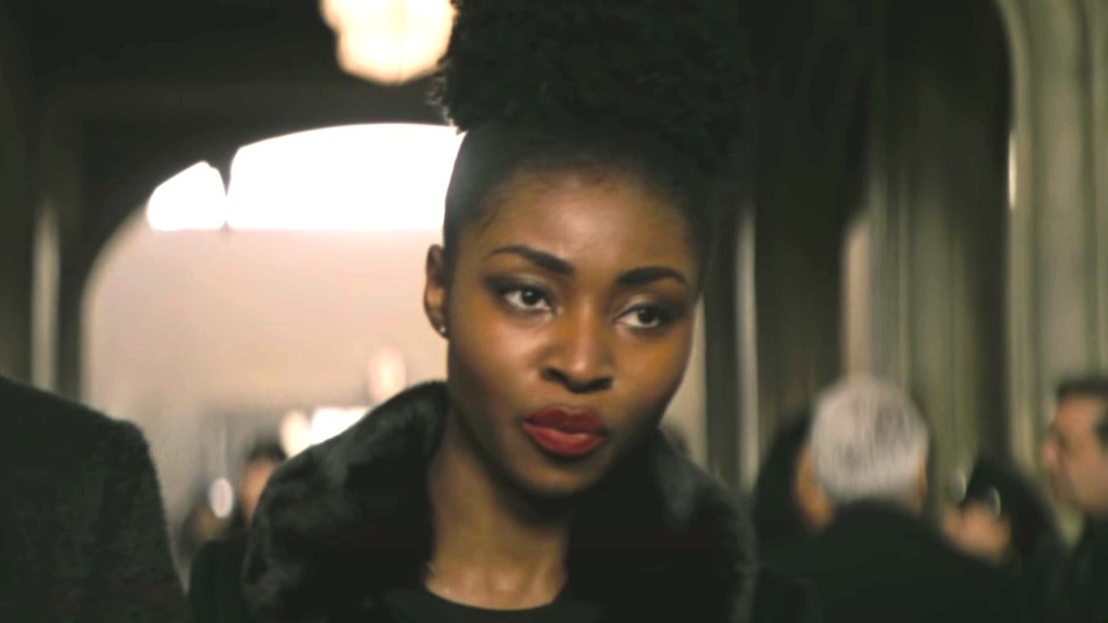 Who Plays Bella Reál In The Batman?