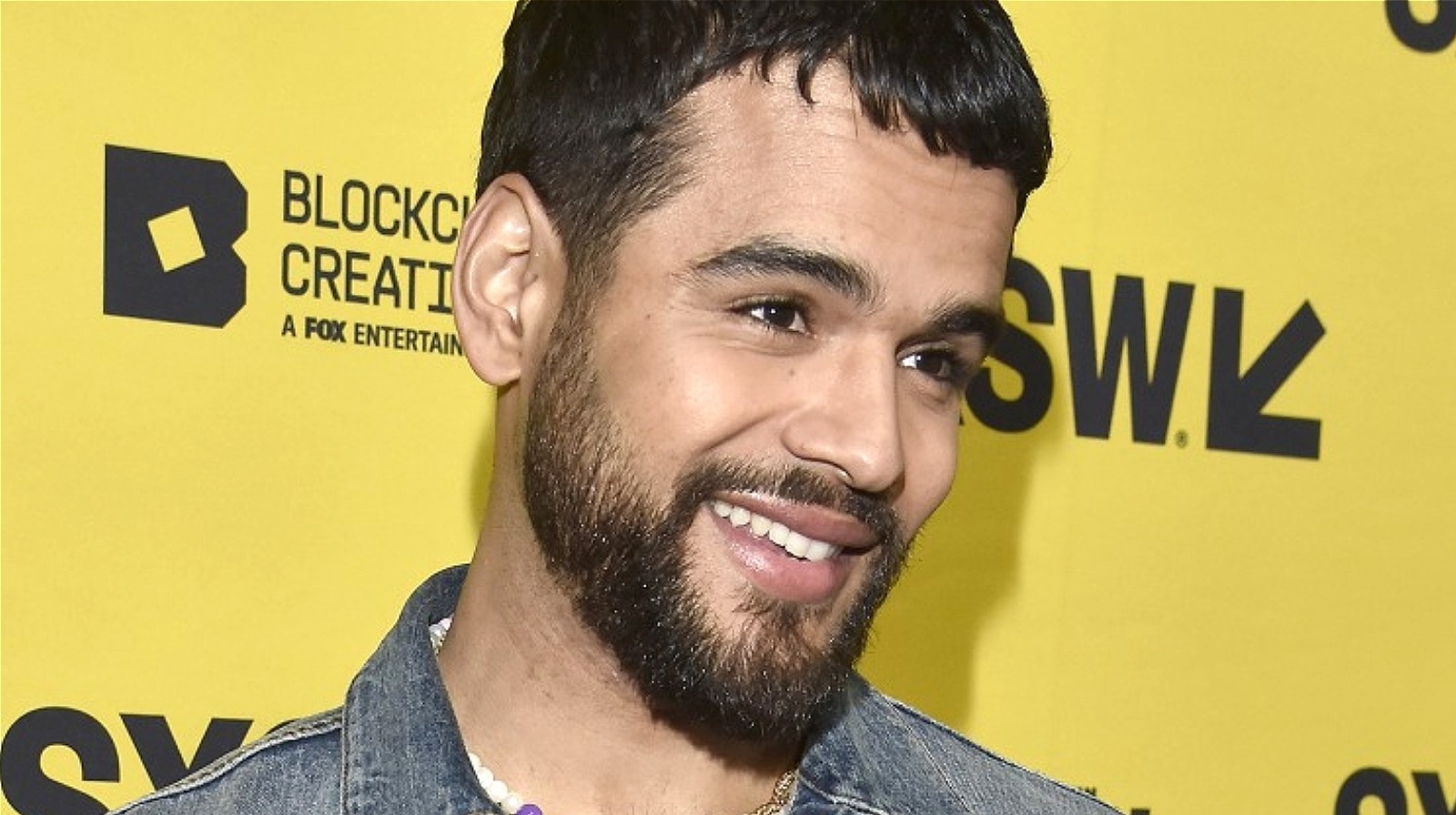 Who Plays Carlos In The Unbearable Weight Of Massive Talent?