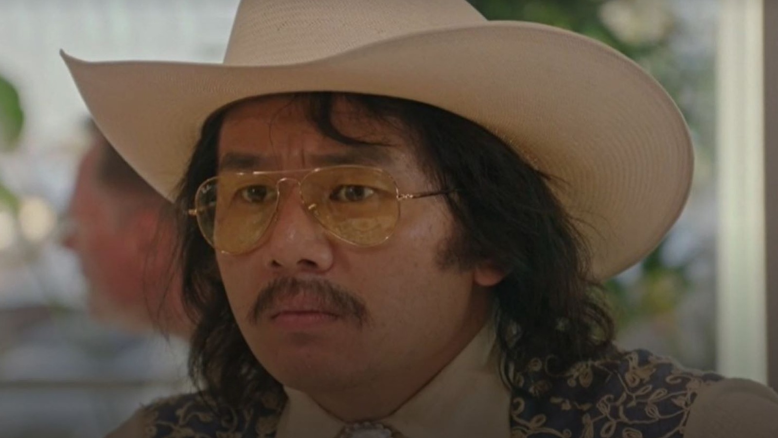 Who Plays Greg Yao In Young Rock?