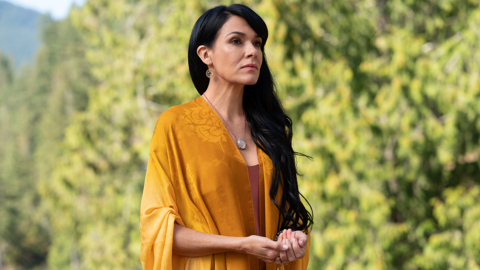 Why Adult Lottie From Yellowjackets Looks So Familiar