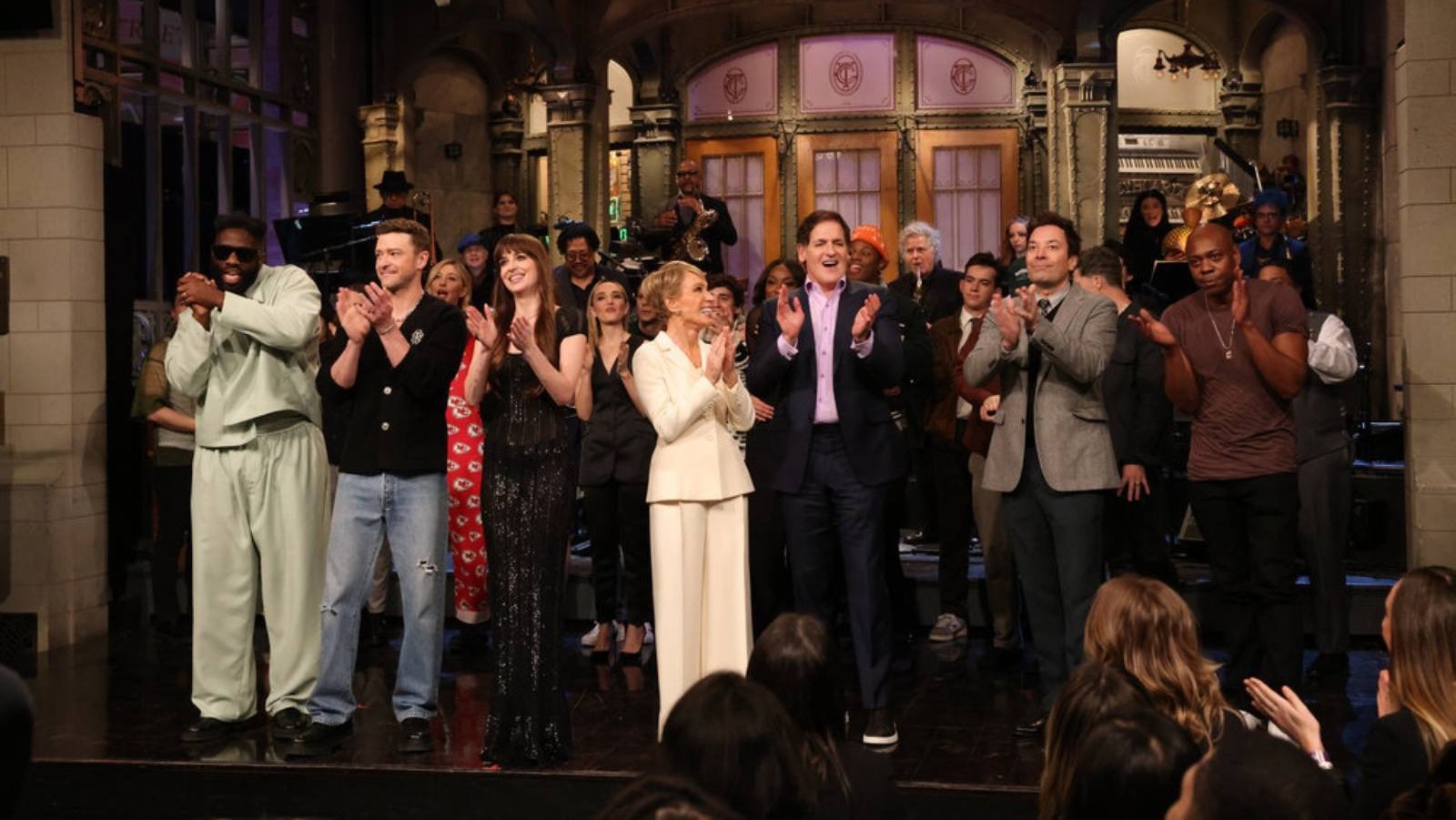 Why Dave Chappelle Was On SNL Is Still A Mystery - But Twitter Isn't ...