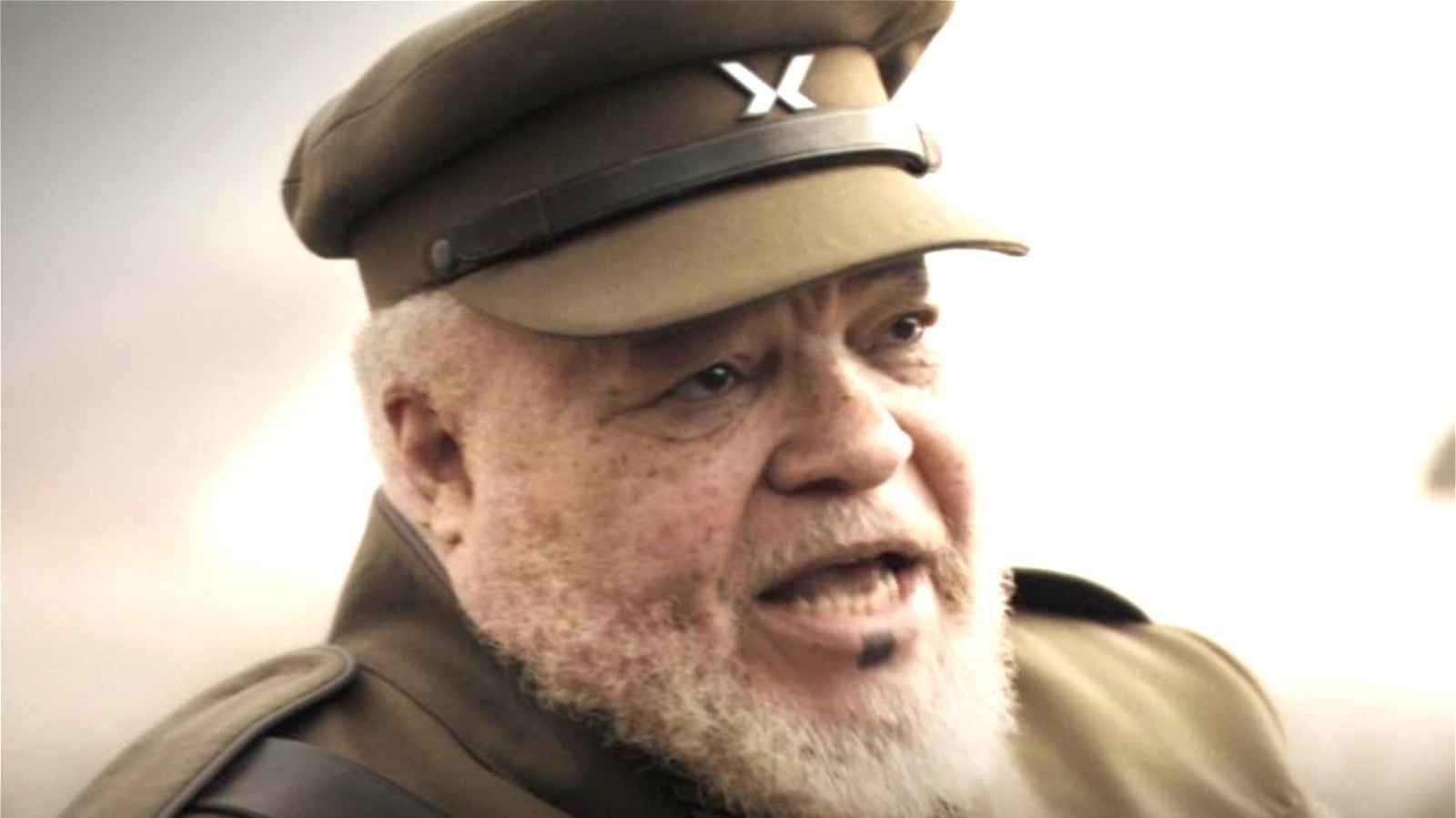 Why Thufir Hawat From Dune Looks So Familiar