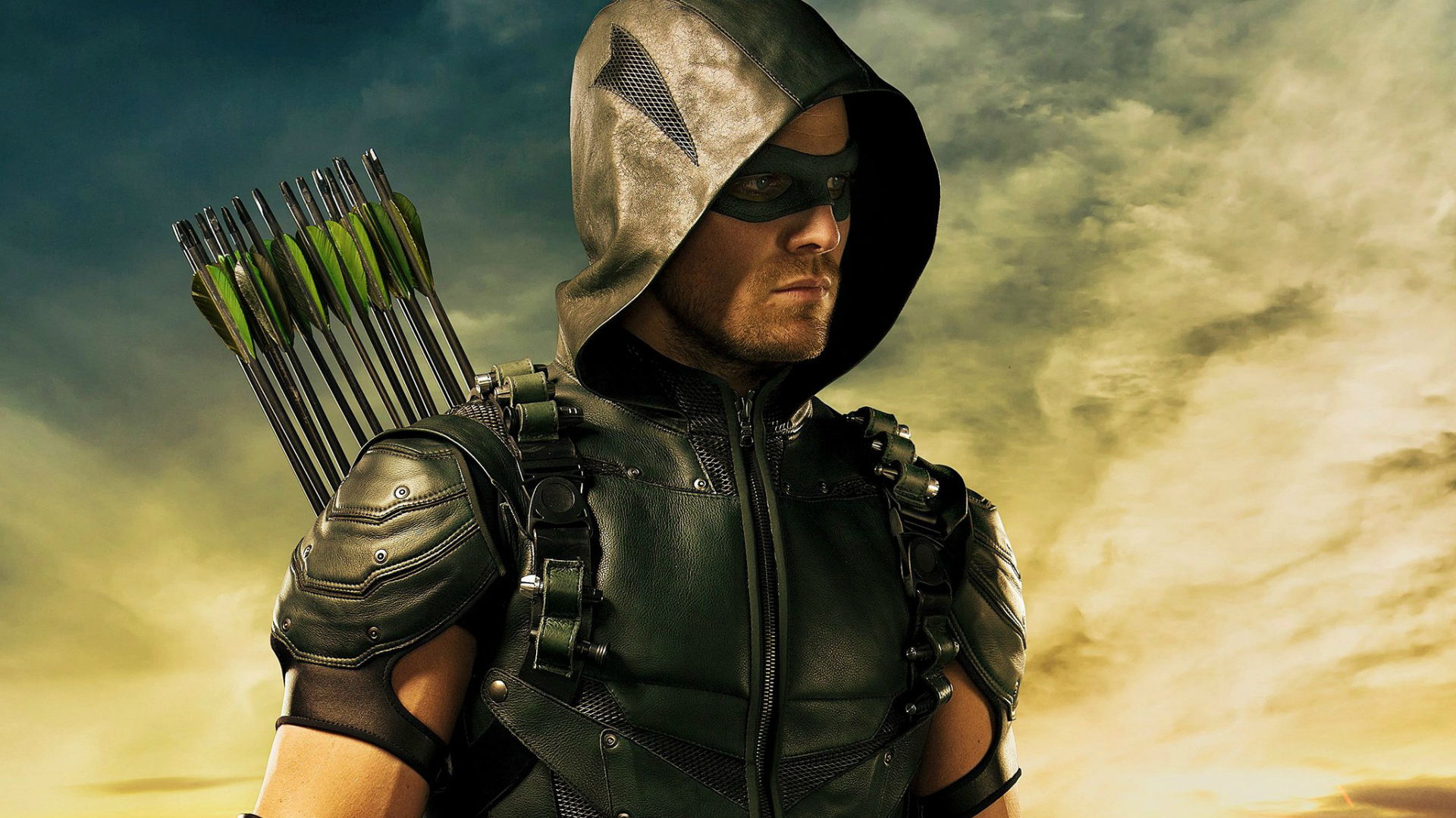 Arrow Season 5 Trailer Reveals New Friends, Foes, And Dolph Lundgren