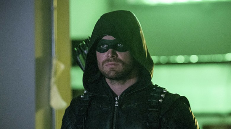 Arrow's Stephen Amell Says Prometheus Is Like Oliver's Therapist
